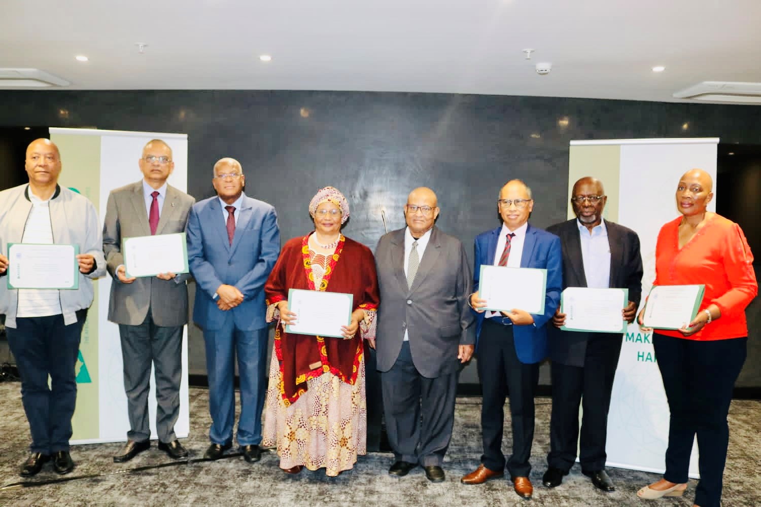 SADC Secretariat convenes Strategic Retreat and Training for the SADC ... SADC Secretariat convenes Strategic Retreat and Training for the SADC ...